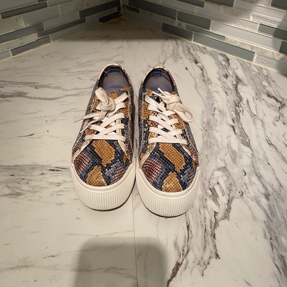 Steve Madden | Shoes | Steve Madden Snakeskin Platform Shoes | Poshmark